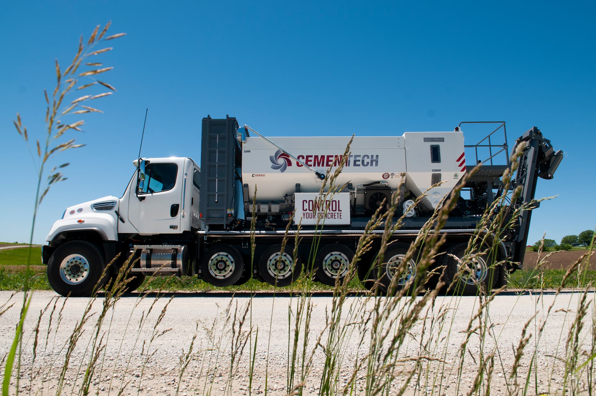 Mobile Concrete Mixers - Cemen Tech