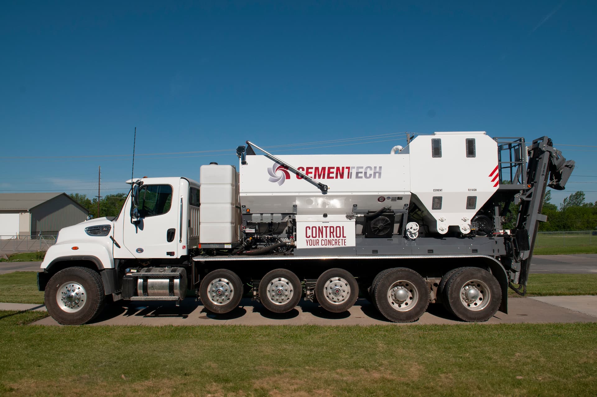 Cemen Tech CD2 Dual Bin Volumetric Concrete Mixer Unveiled